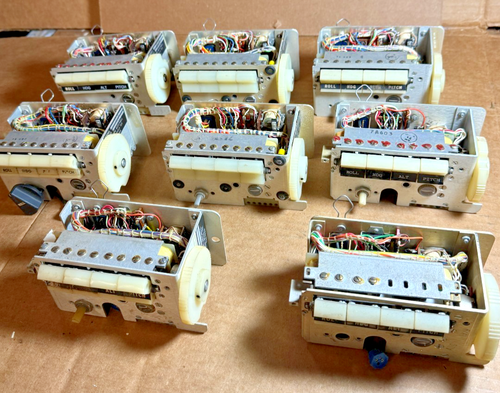 8 Ea. Century III autopilot control heads, ID720 and IC404 | eBay
