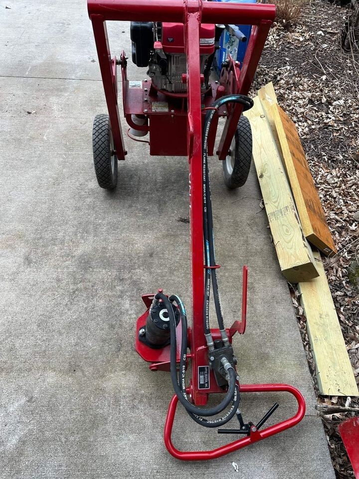 Little Beaver UN-T Towable Hydraulic Footings Auger Post Hole Earth ...