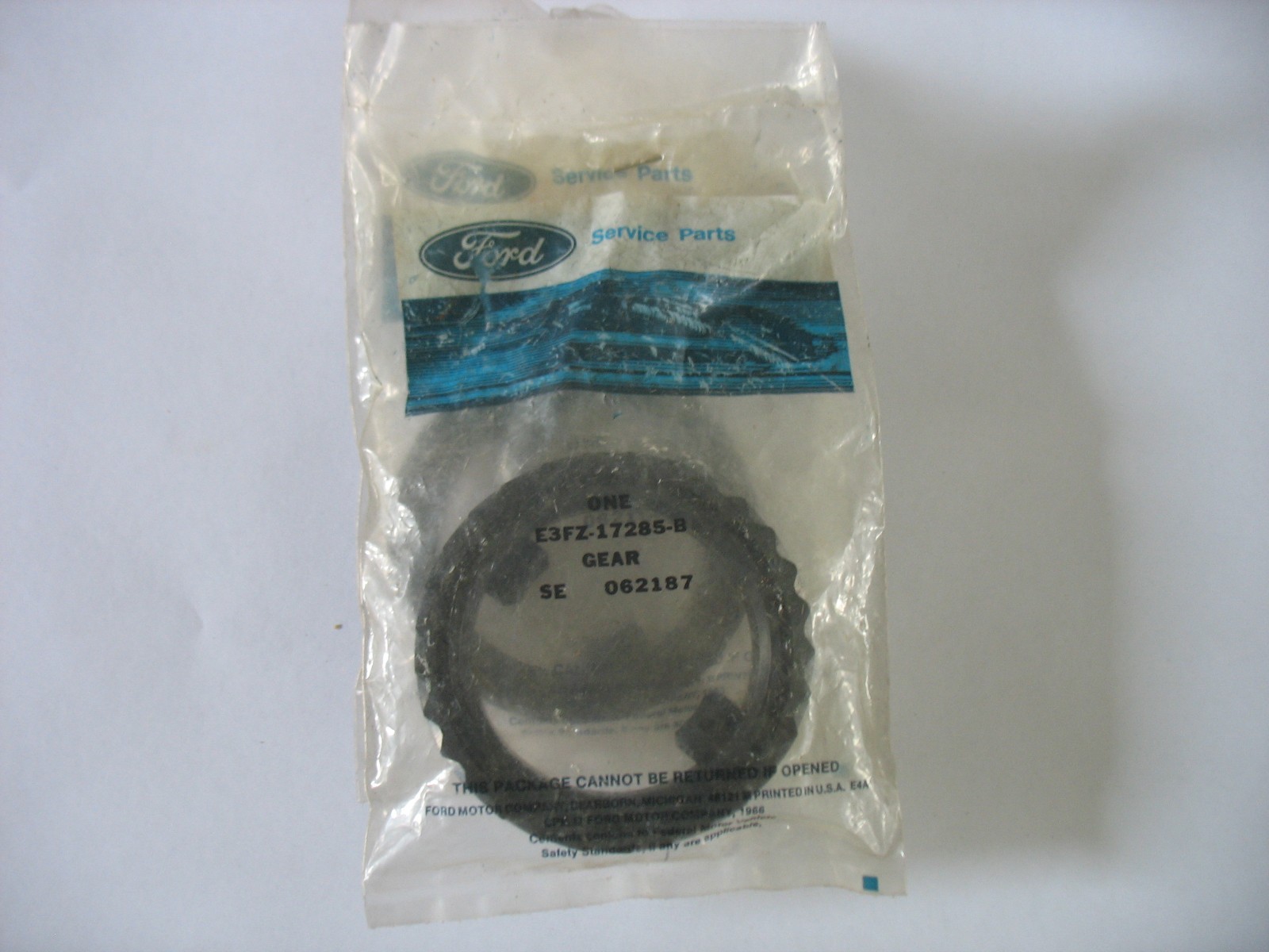 NOS FORD OEM E3FZ-17285-B Transmission Speedometer Drive Gear | eBay