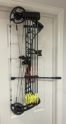 Prime Nexus 4 RH Compound Bow – 70# Limbs (COMPLETE BOW PACKAGE WITH 6 ...