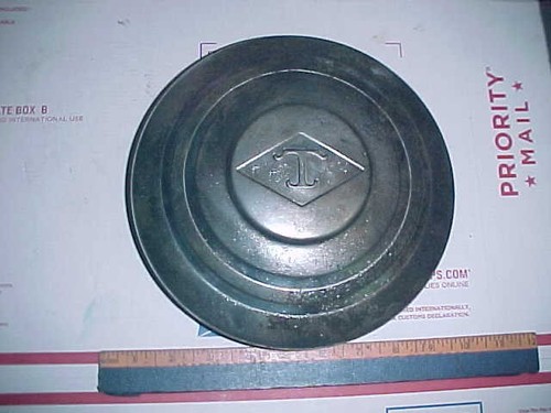 Diamond T 1948 Truck Original Cond. Hubcap 7 3/4" Inside Rim Old Slum ...