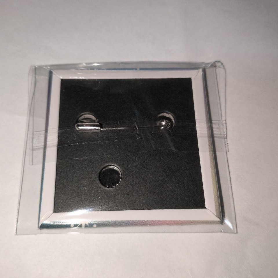 Pinocchio Disney square tin badge | eBay