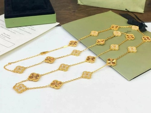 VCA Yellow Gold Vintage Alhambra Necklace 20 Motifs Box Set | eBay