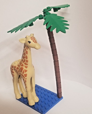 LEGO Tall Giraffe Set Includes Jungle Palm Tree Minifigure Friends ...