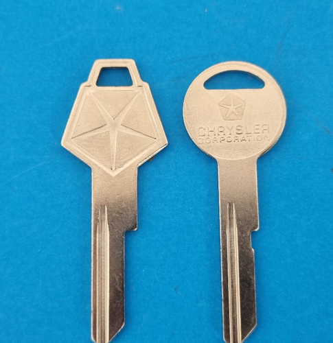 VALIANT N-O-S KEYS NEW AP5 - 6 VC VE VF VG CHRYSLER MOPAR BLANKS | eBay ...