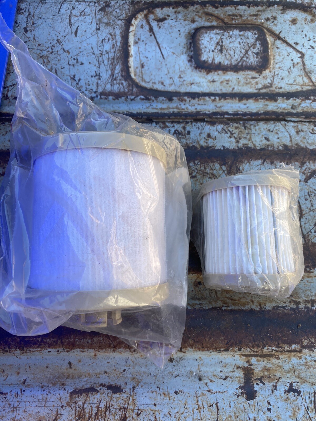 IHC-NAVISTAR 1847170C93 - Cross reference fuel filters