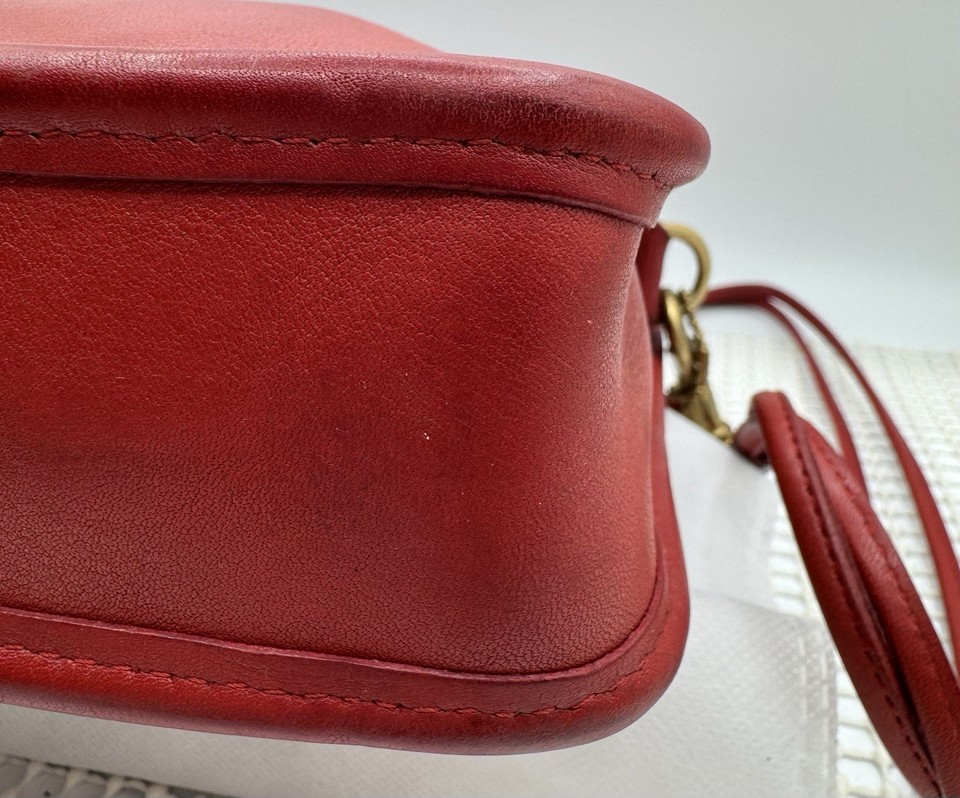 Vintage COACH BASIC BAG Red Leather Crossbody Zip Purse New York City W ...