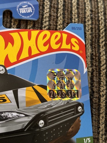 Lot of 2 Hot Wheels Chrysler Pacifica 2023 Factory Sealed Sticker 1 ...