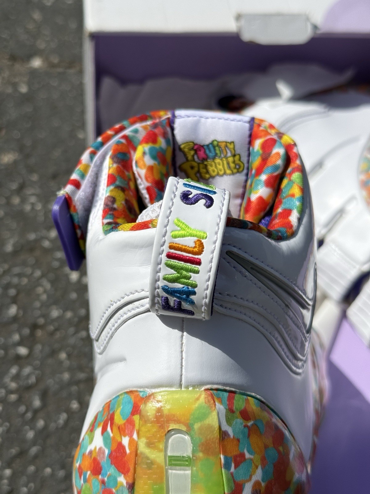 Nike LeBron 4 Fruity Pebbles Basketball Shoes Size 9.5 - Gem