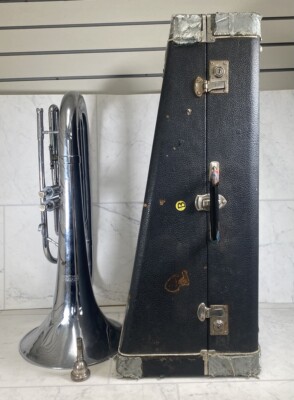 FE Olds & Son Ultratone II 2-Valve Marching Baritone (A1G006371) | eBay