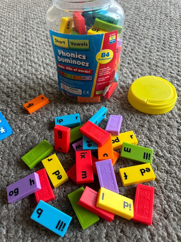 Phonics Dominoes - Short Vowel 82 Pieces - Educational Insights | eBay