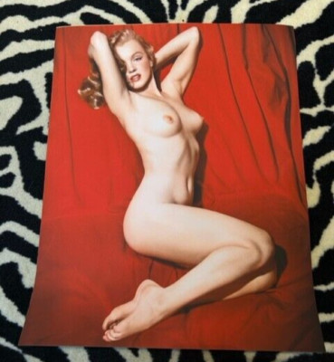 MARILYN MONROE RARE TOM KELLY RED VELVET 16" X 20" OUTTAKE VINTAGE ...