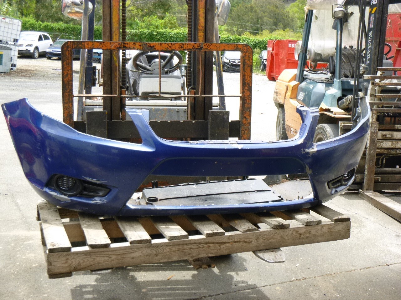 Ford Falcon FG FRONT BUMPER BAR BLUE | eBay Australia