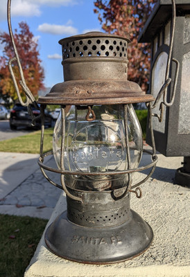 SANTA FE TALL GLOBE BELL BOTTOM RAILROAD LANTERN MATCHING CAST CROSS ...