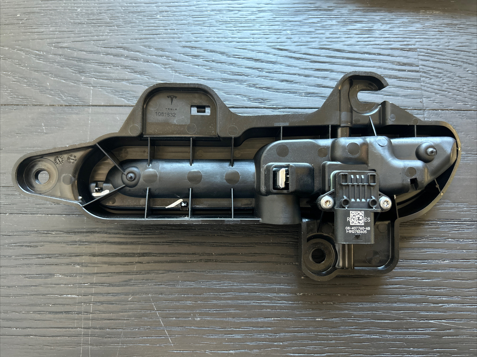 Tesla Model 3 Door Handle Right Passenger Side OEM 2018 2019 2020 ...