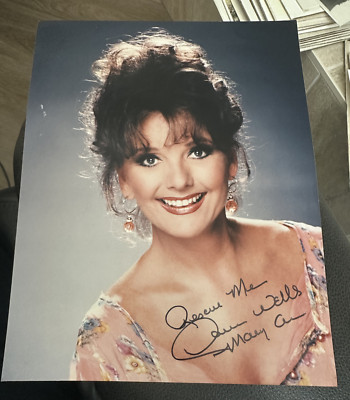 DAWN WELLS "Gilligan's Island" 8x10 Color Glossy Photo AUTOGRAPHED MARY ...