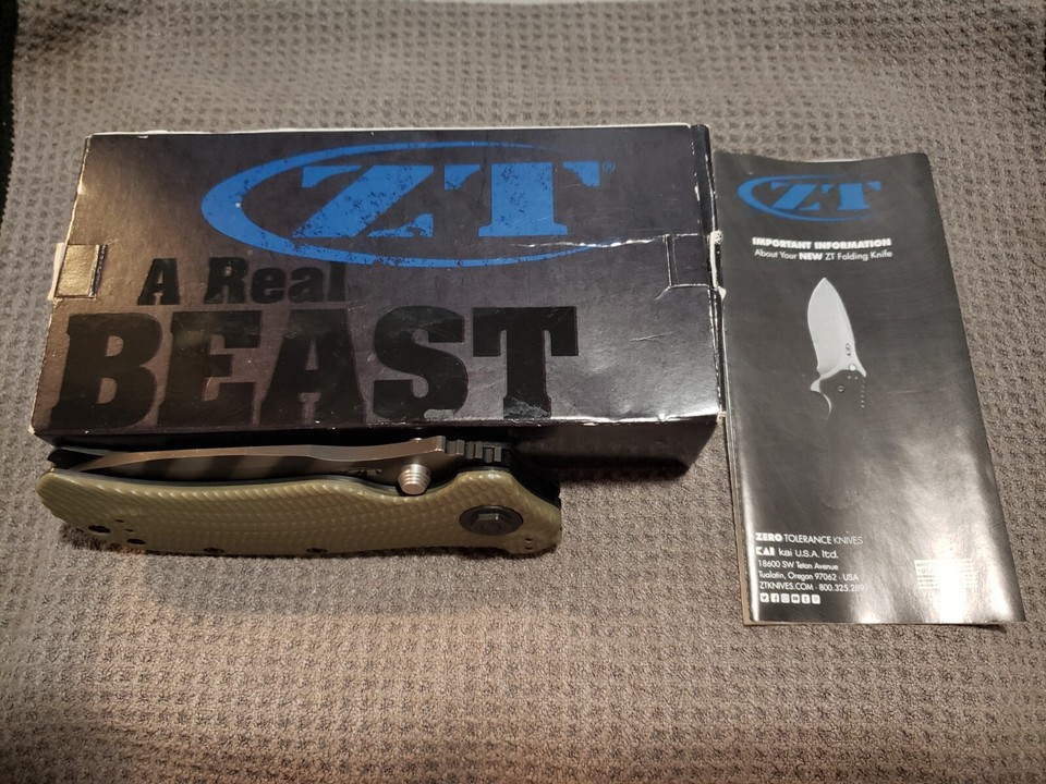 Zero Tolerance ZT 0301 Green G-10 Tiger Stripe Assisted opening W/Box **MINT** | eBay