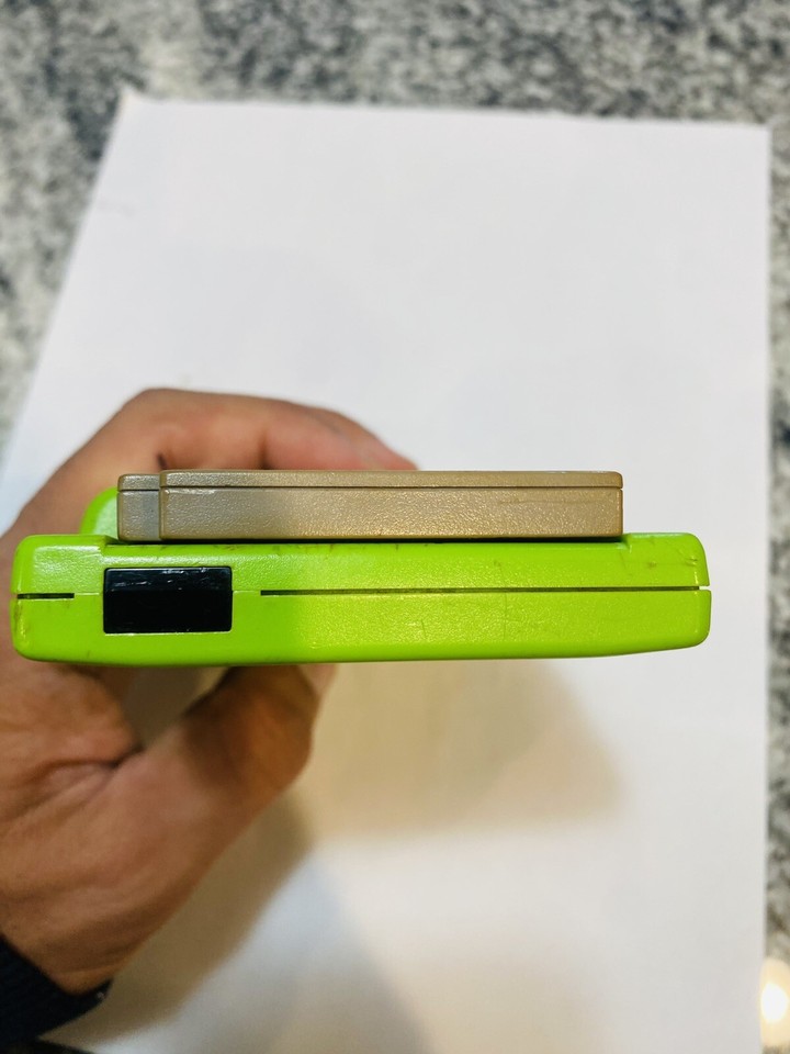 Lime Green Nintendo Gameboy Color And 7 Games - READ DISCRIPTION ! | eBay