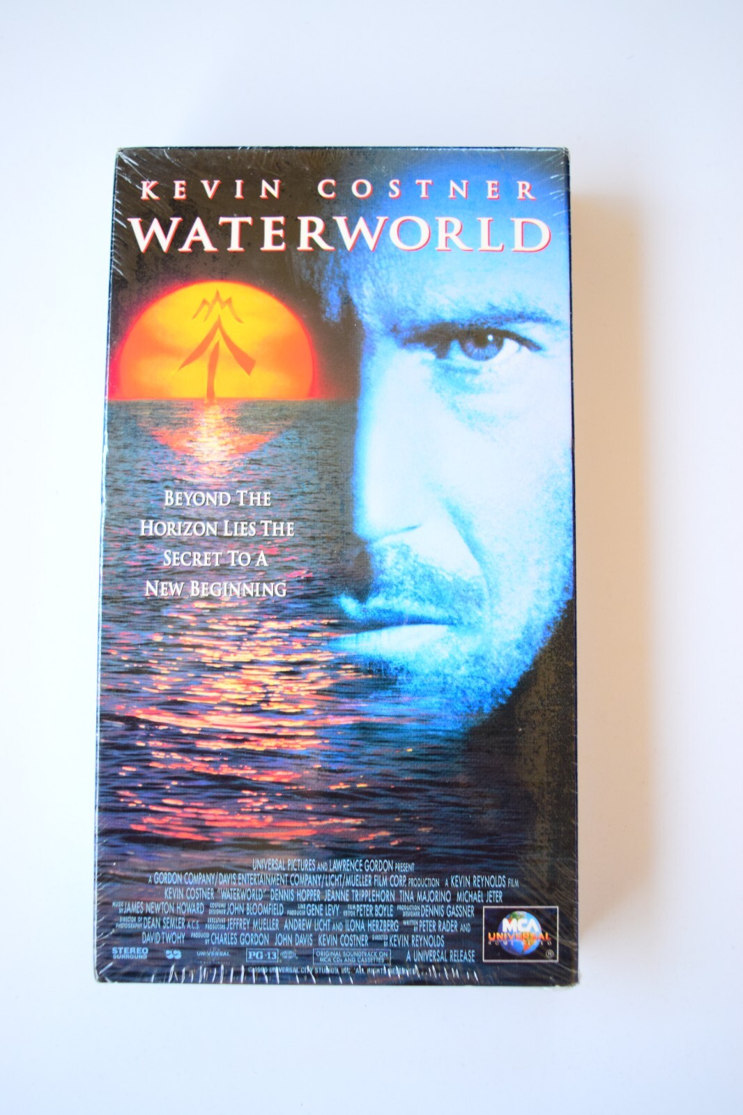 Waterworld (VHS, 1996) Kevin Costner, Dennis Hopper - FACTORY SEALED ...