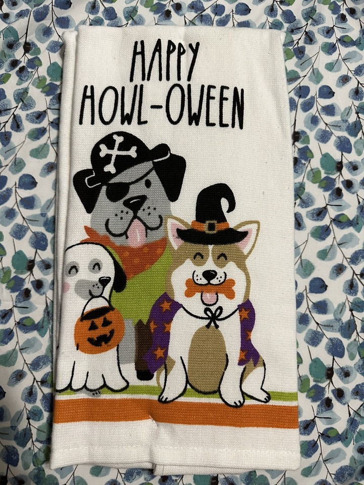 Dogs Costume Halloween Holiday 2 Pack Kitchen Towels 16 x 26 | eBay
