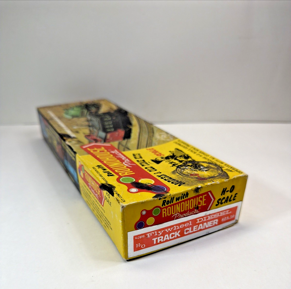 HO ROUNDHOUSE BOX CAB DIESEL ENGINE LOCOMOTIVE MW TRACK CLEANING ...