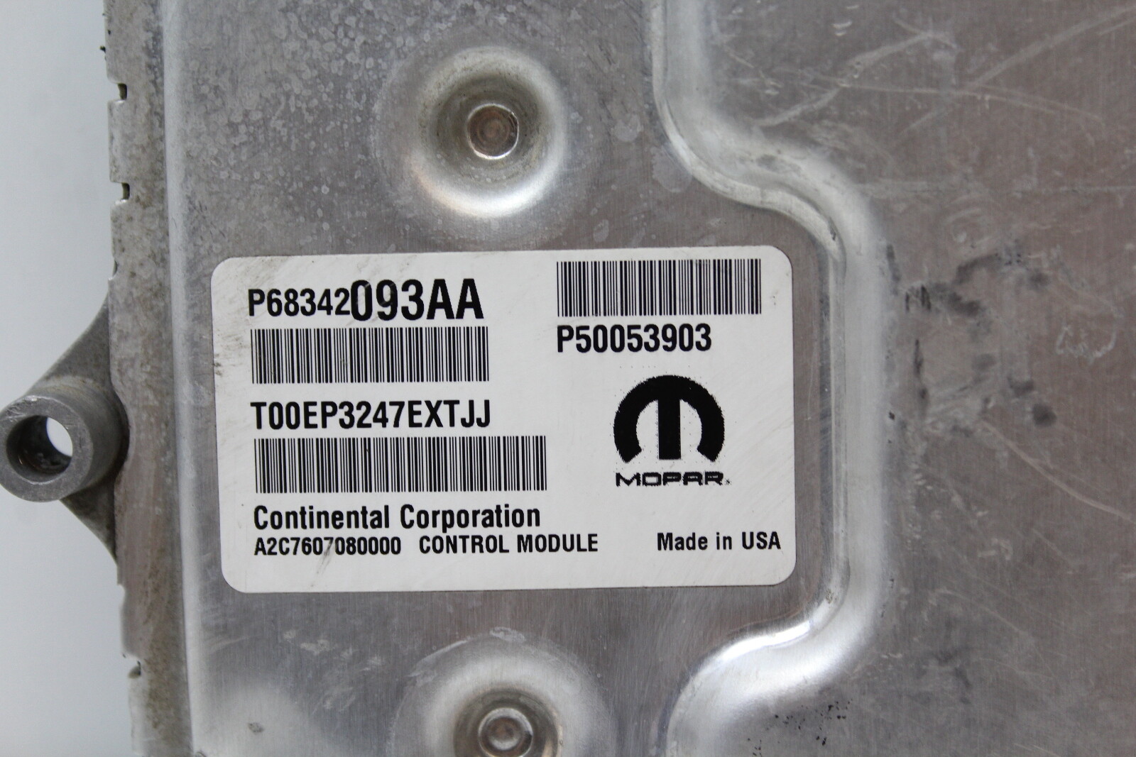 2018 18 Jeep Cherokee 68342093AA Computer Brain Engine Control ECU ECM ...