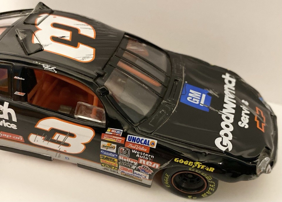 NASCAR Dale Earnhardt #3 Goodwrench GM Collectible Diecast Racing Car ...