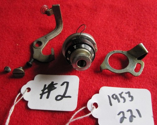 1953 #2 SINGER FEATHERWEIGHT SEWING MACHINE MODEL 221 THREAD TENSIONER ...