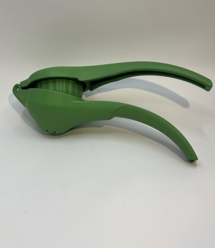 TUPPERWARE HANDHELD KITCHEN JUICER~LEMON & LIME PRESS~GREEN | eBay