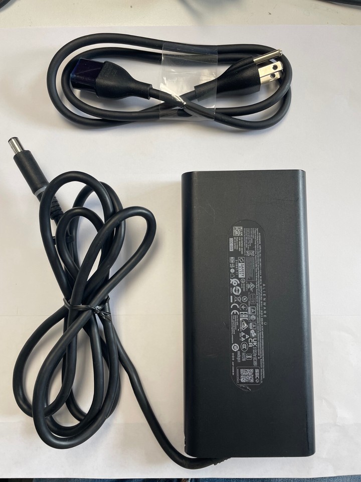 UVG - DELL Alienware 330W Charger AC Adapter Slim for X17 R1 R2 ...
