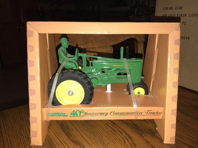 ERTL 40th Anniversary Commemorative Tractor | eBay