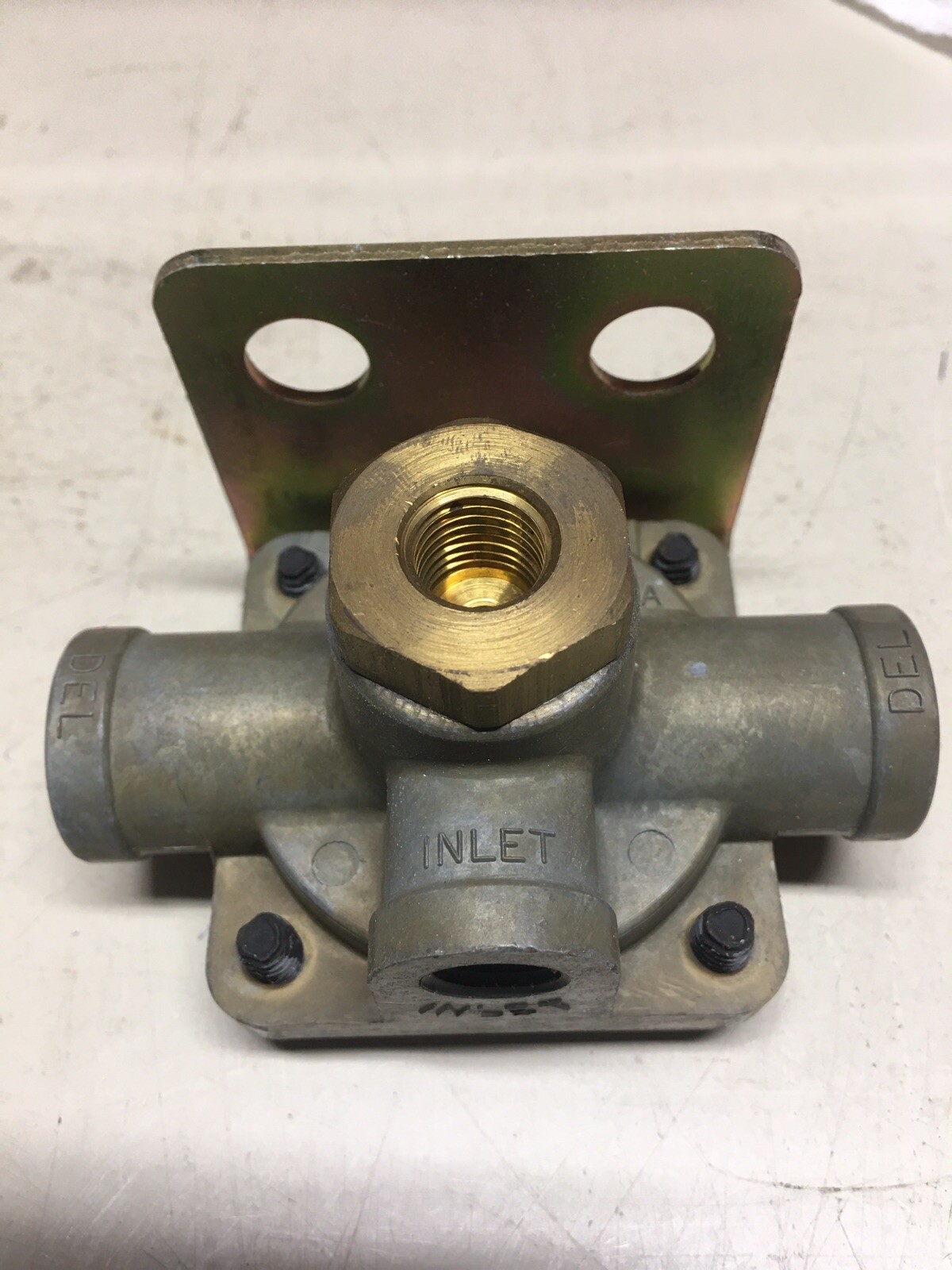 NEW MIDLAND HALDEX KN32040, N20952 QUICK RELEASE VALVE & BRACKET W/ 2 ...