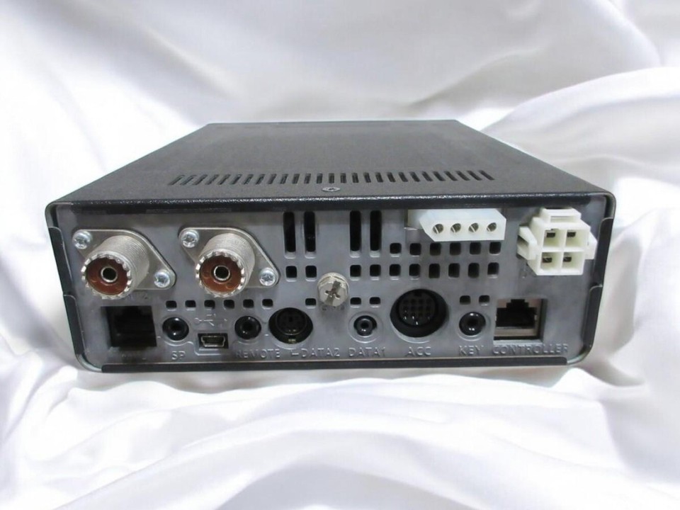 Icom IC-7100 all mode Ham Radio Transceiver | HF,VHF,UHF | 500 KHz-450 ...