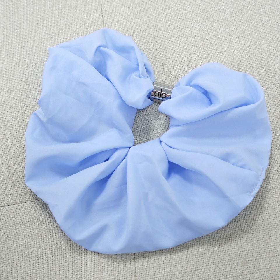 Alo Bead It Oversized Black Scrunchie Hair Tie Band 100% genuine ...