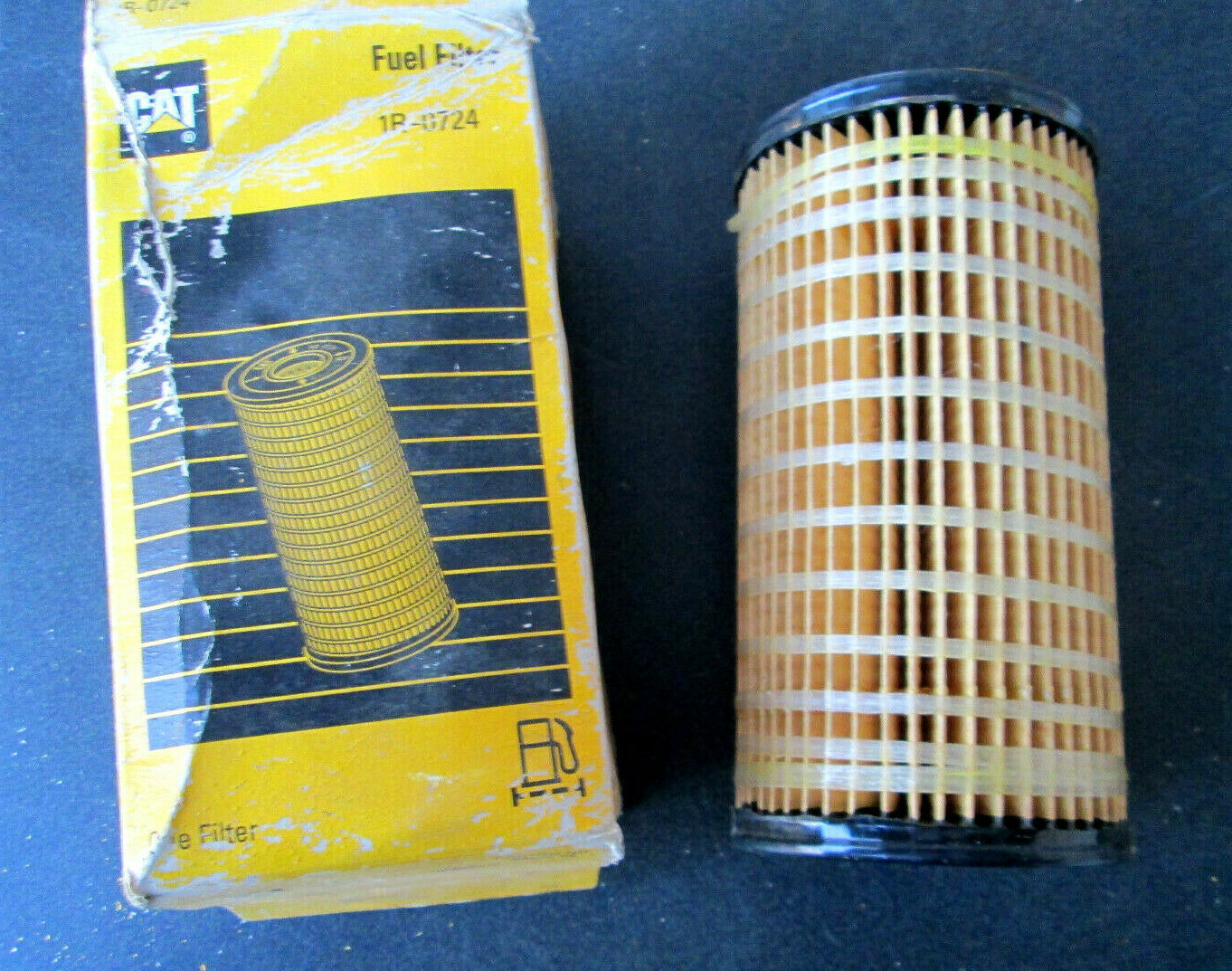 CATERPILLAR 1R-0724 - Fuel filter cross reference