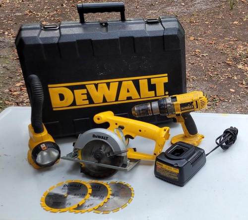 DEWALT MULTI TOOL CASE SKILL SAW BLADES-DRILL DRIVER-WORK LIGHT-CHARGER ...