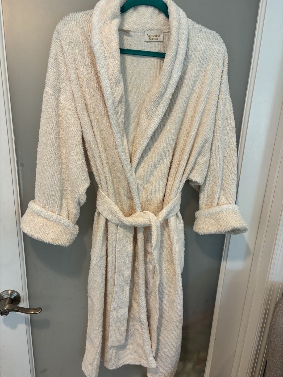 VICTORIA'S SECRET GOLD LABEL SIZE MED. LIGHT PINK CHENILLE WRAP ROBE ...