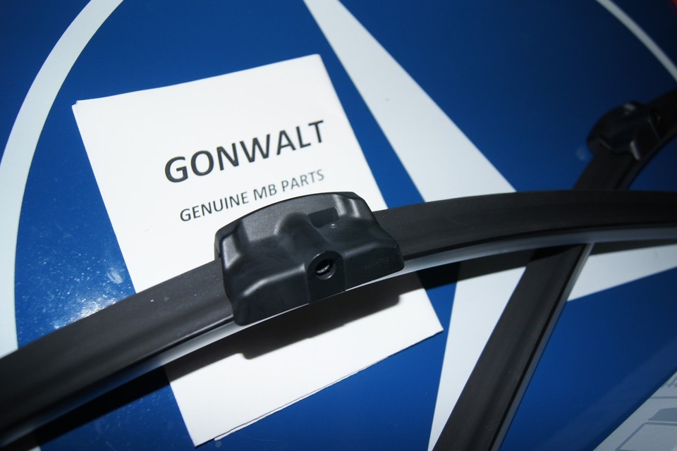 2118202945 Mercedes Benz E Class Windshield Washer Blade Set OE ...