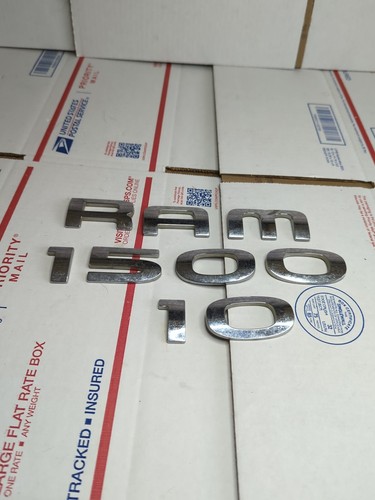 2002-2008 DODGE RAM 1500 SIDE DOOR EMBLEMS LOGO BADGE | eBay