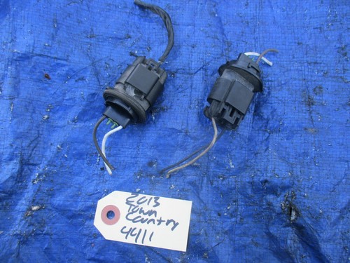 2009-2013 Chrysler Town Country HID Xenon headlight pig tail set ...