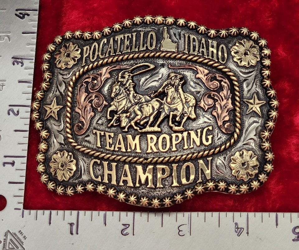 RODEO TEAM ROPING CHAMPION TROPHY BUCKLE☆POCATELLO IDAHO☆PROFESSIONAL ...