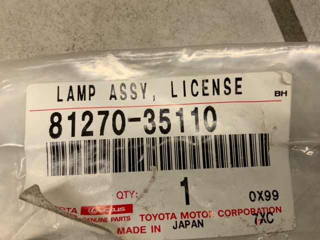 8127035110 Genuine Toyota Lamp ASSY License Plate 81270-35110 for sale ...