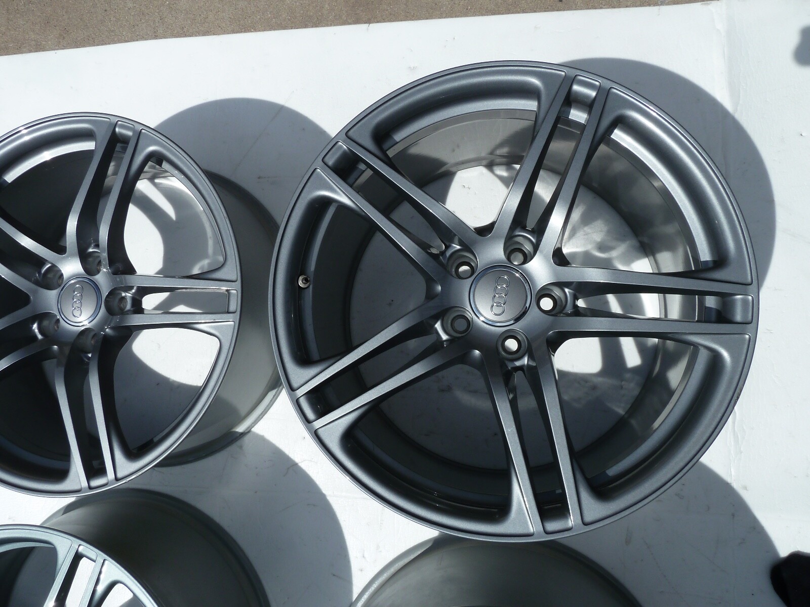 12 Audi R8 V10 GRAY FACTORY 4 WHEELS OEM RIMS 5 Split spoke 19" Inch 8. ...
