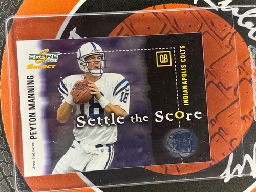 2001 Select Settle the Score Football Card #SS7 Manning/Bledsoe. SP ...