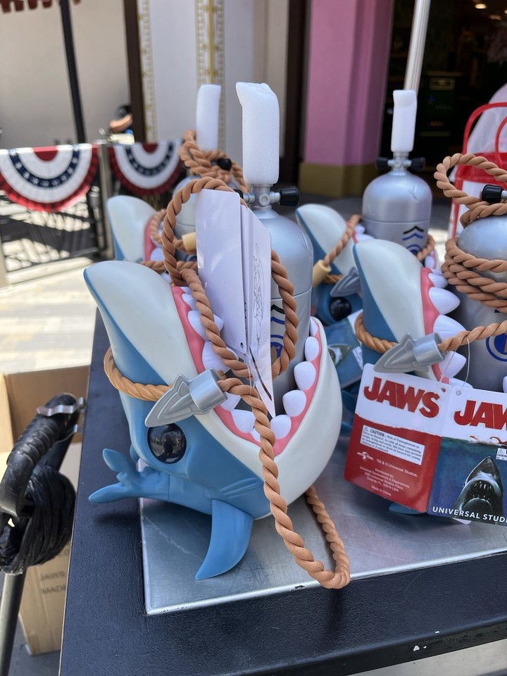 Universal Hollywood Jaws 50th Anniversary Sipper Cup Shark and Tank ...
