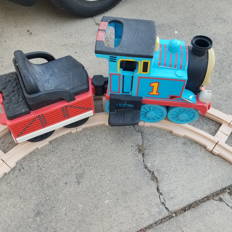 P/U only - Peg Perego Thomas Train Ride-on W Tracks | eBay