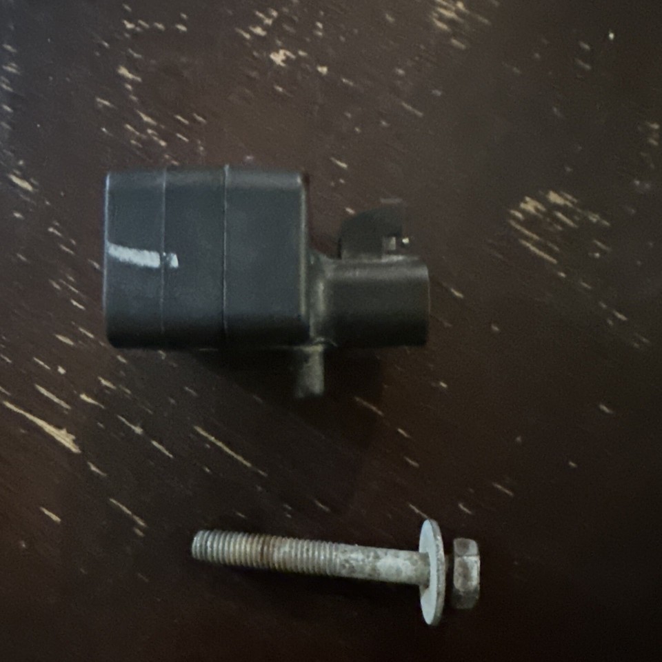 2009 Escalade Silverado Tahoe Sierra Yukon Front Bumper Sensor 25794815 ...