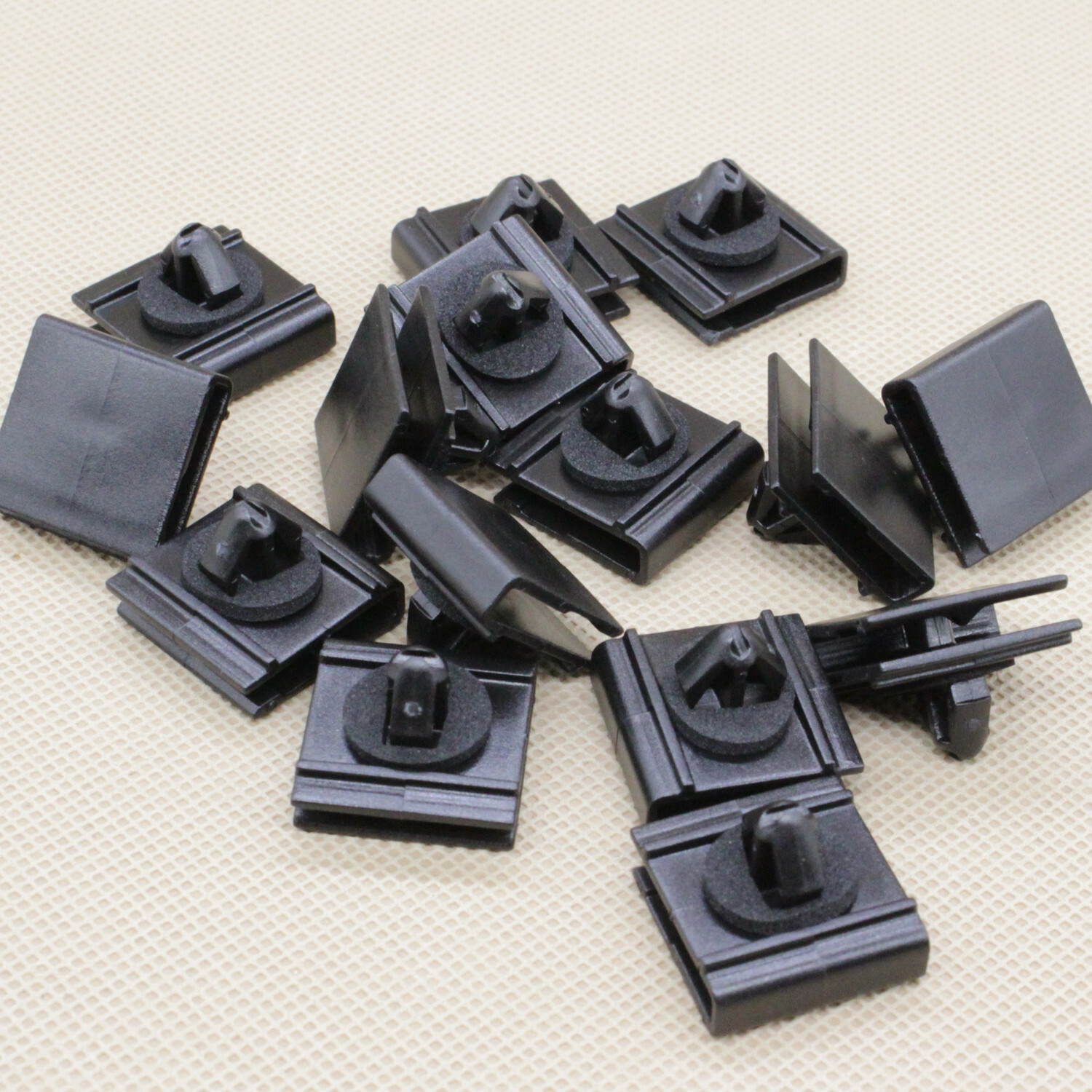 20x Rocker Molding Clips for Dodge Grand Caravan for Chrysler 6509288AA ...