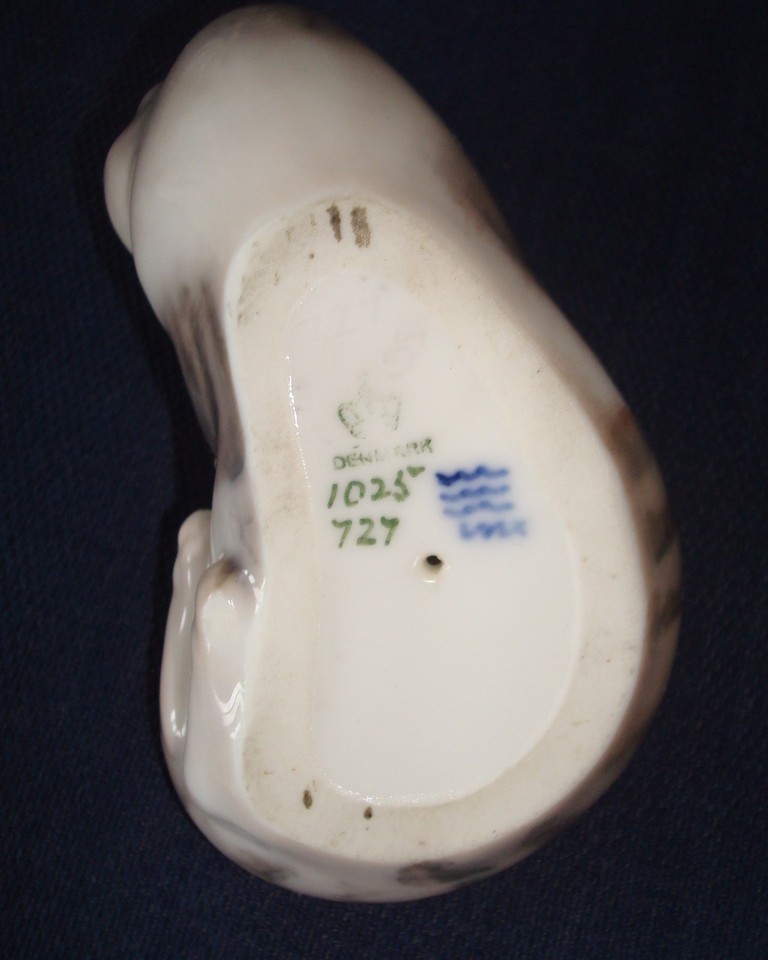 Royal Copenhagen Gray Tabby Cat Kitten Playing with Tail #727 | eBay