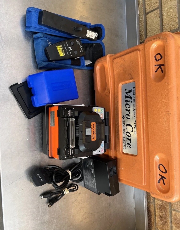 SUMITOMO DCM Fusion Splicer TYPE-39 Micro Core + Extras Accesorios ...